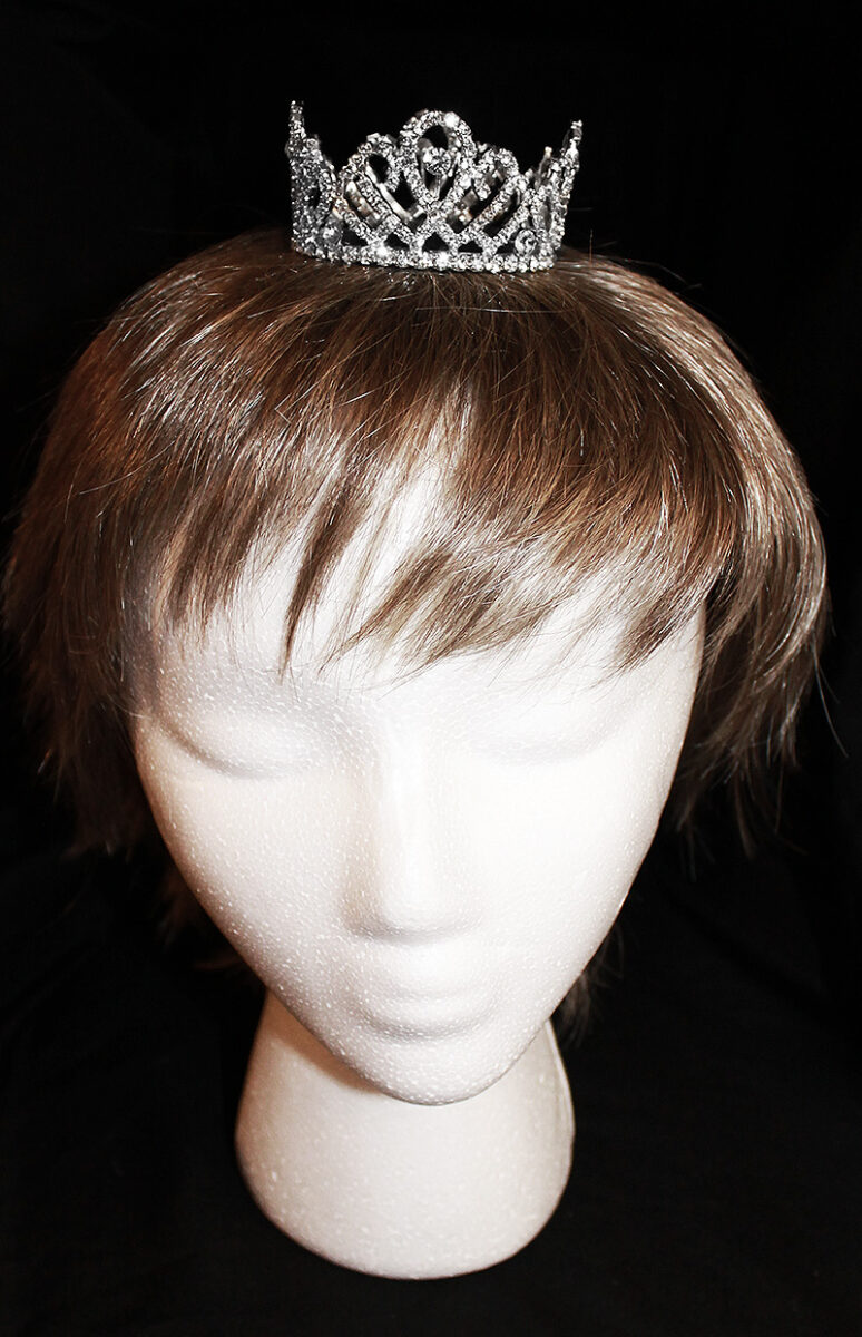 CRWO112095-B Mini Full Crown on model – Tiara Connection Quality ...