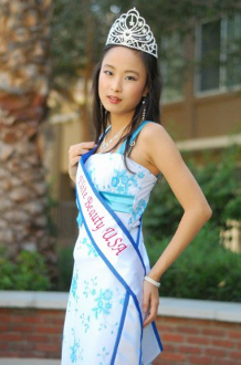 About Us – Tiara Connection Quality Discount Crowns and Sashes